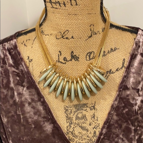 H&M | Jewelry | Nwt Fashion Necklace | Poshmark